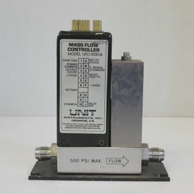 【】Unit UFC1200A Mass Flow Controller Gas HCL Range 300 SCC