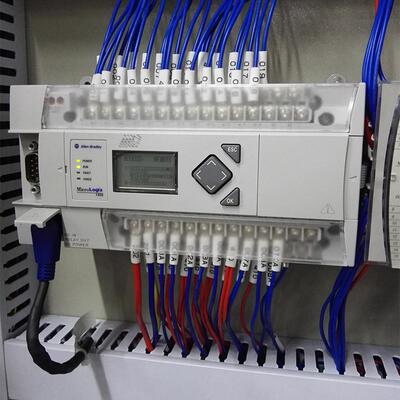 议价1766-L32BXBA 罗克韦尔 AB Micrologix1400 全新原装 1766L32