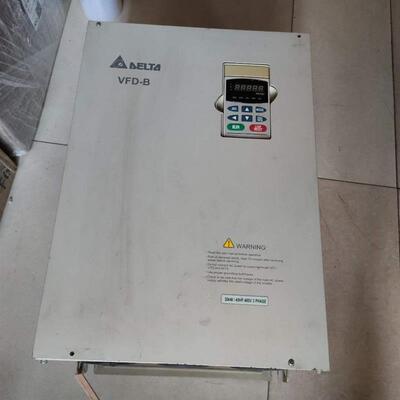 议价VFD300B43A  台达变频器  30KW 成色漂亮 测试好
