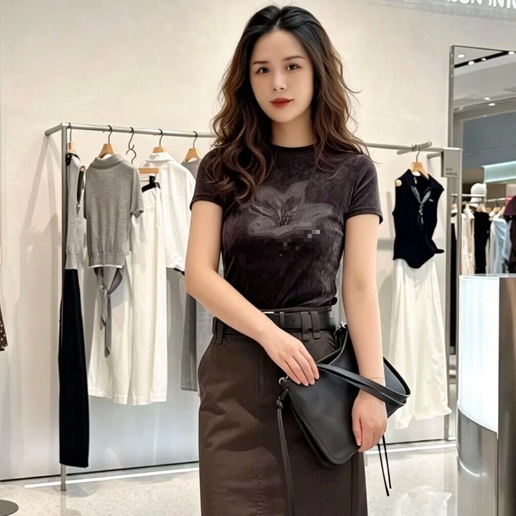 ariose·e艾诺丝瑾官方旗舰店正品2026秋植绒印花短袖T恤BR603161