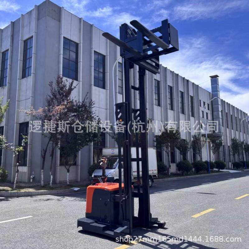 窄巷道侧面叉车堆垛车1吨 站驾式液压货物装卸车小型自动升降车