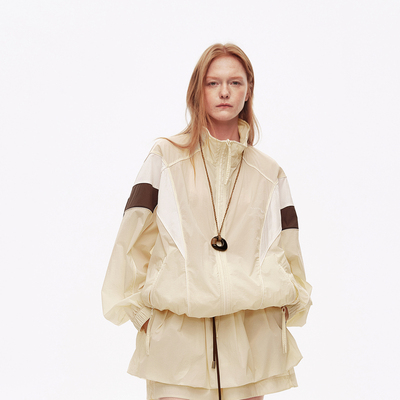 AVVENN2025夏季撞色拼接轻量活力运动风轻薄立领外套AL30110540