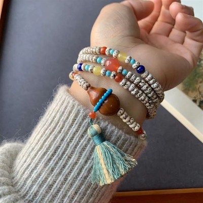 极速小迷妹的星月多圈手r链配天然橄榄葫芦南红蜜蜡青金菱镁矿手