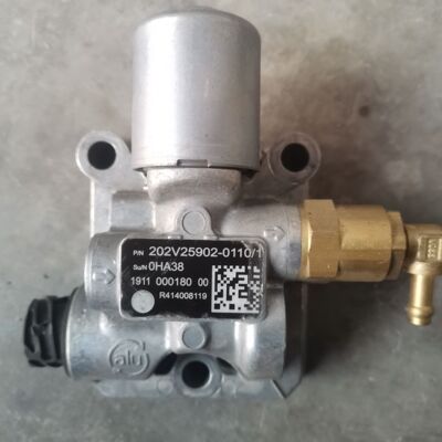 重汽汕德卡G7 MC13H.51 发动机燃油比例阀202V25902-0110 比例阀