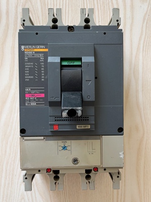 施耐德梅兰日兰断路器NS400H 3P 400A，成色九成新