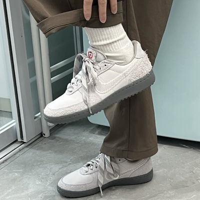 Nike Field General 82 Valentines Day 情人节限定 灰粉