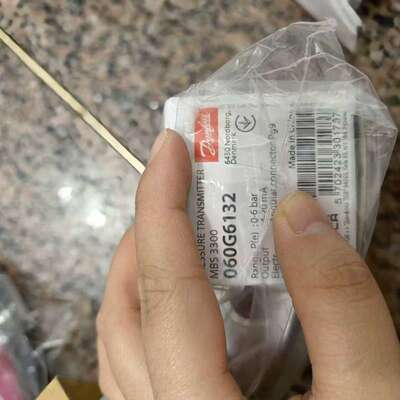 议价Danfoss丹佛斯压力传感器，型号060G6132，全新原