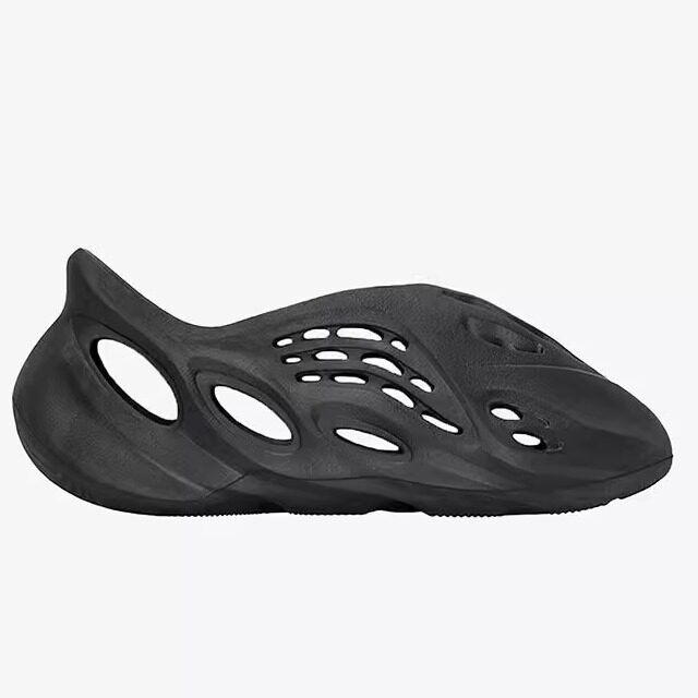 Adidas Yeezy Foam Runner 沙滩休闲鞋 HP8739 部分无标 介意慎拍