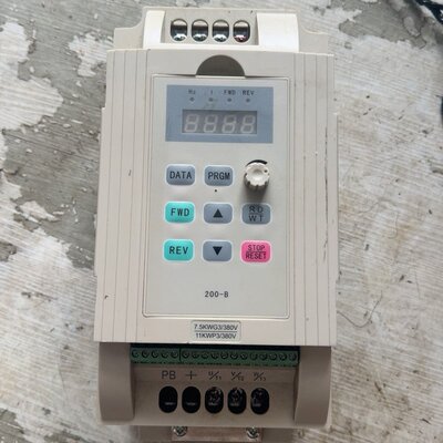 议价变频器J0075G3JTE200-0075G3JTE200-0110G3