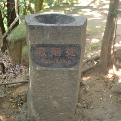 厂家直销玄武岩六方石柱景观园林系列产品现货供应