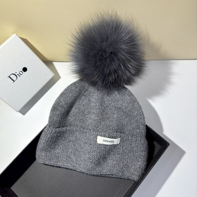 冰岛100%澳洲绵羊毛针织帽搭围巾女秋冬保暖护耳真狐大毛球时尚潮