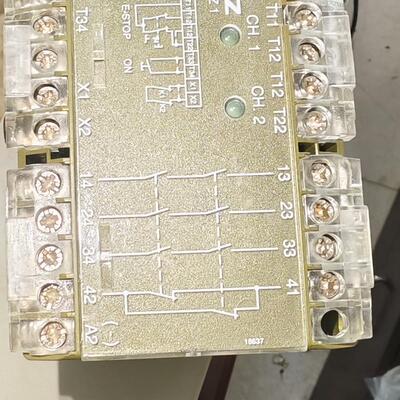 PNOZ1 3S 10 24VDC 安全继电器 皮尔兹PILZ工控配件议价维修