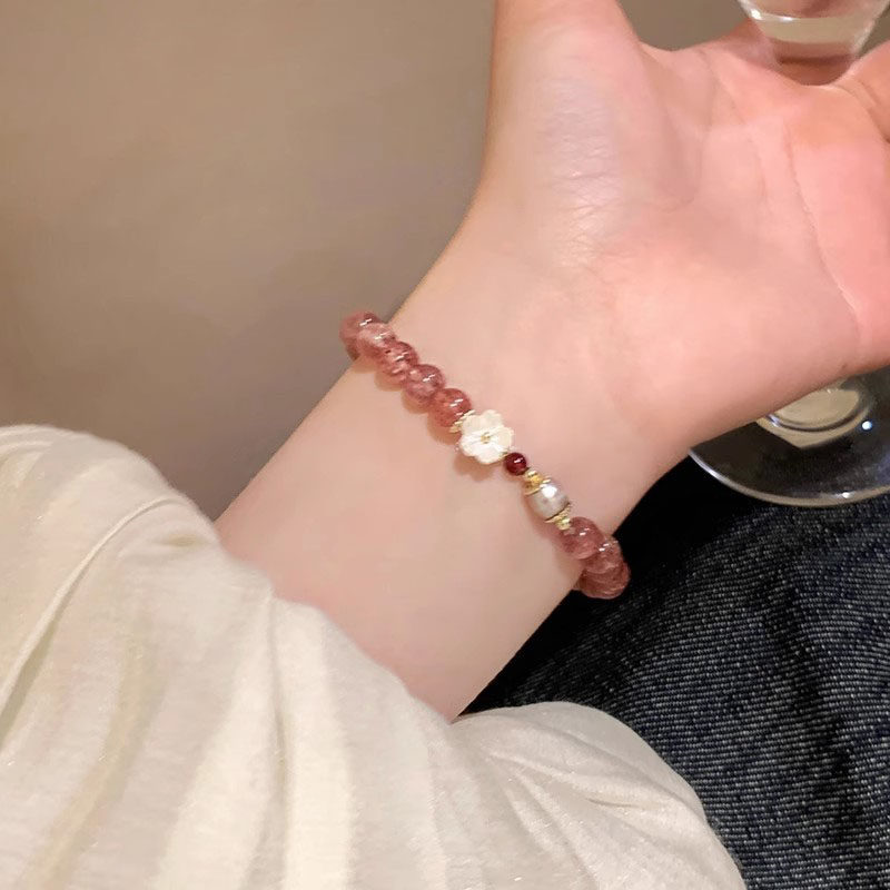 Yuffoni新中式草莓晶串珠手链女轻奢小众设计精致花朵吊坠手饰品