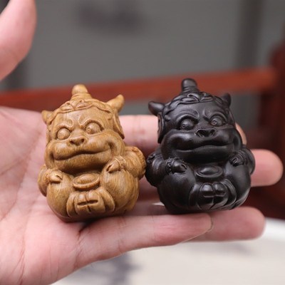 速发绿檀木雕招财牛元宝手装摆香道禅意小件件实木雕刻工艺生肖牛