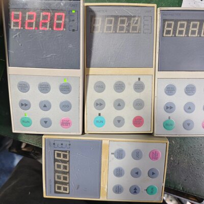 议价变频器面板F1A452GZ1EV1000-2S0002V1000-2T0004G