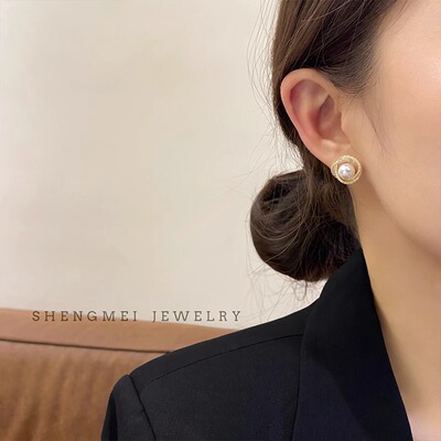 S925银针轻奢精致珍珠耳钉女气质网红简约小巧耳环2023年新款潮耳