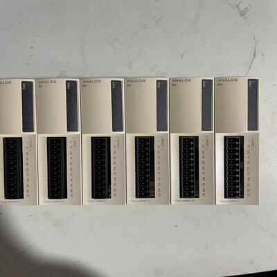 议价TM2AMI8HT模拟量模块、可维修