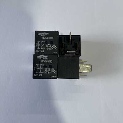 标志雪铁龙汽车继电器9804768080 12V
