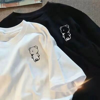 Loose fitting pullover round neck top man 宽松套头圆领上衣男