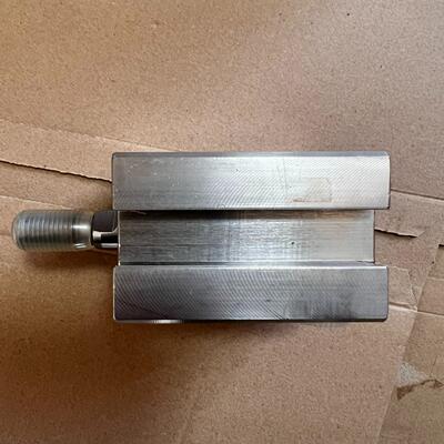 Parker油缸160S-1R 6SD32N20TBE2，全~议价