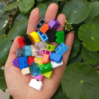 3004小颗粒彩色高砖1X2