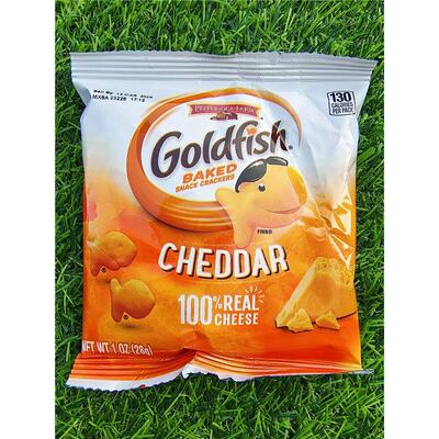 车打芝士味金鱼形饼干儿童奶酪味小鱼饼干BAKED SNACK CRACKERS