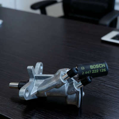 库存一台道依茨2011输油泵deutz手油泵04103662议价