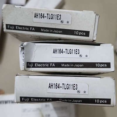 日本富士按钮 AH164-TLG11E3  绿色 数量24只议价
