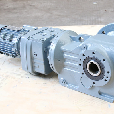 硬齿面齿轮减速机型号 GKAF77-10.81-5.5KW减速机 规格齐全