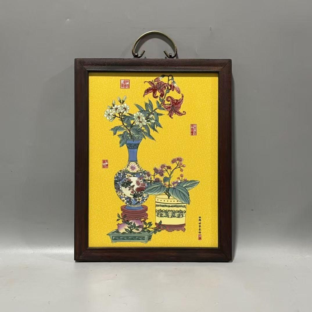 郎世宁作品红木镶瓷板画粉彩博古图挂屏高36厘米宽29景德镇瓷板画