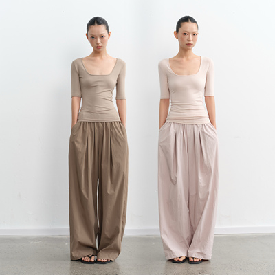 设计感U领修身短袖T恤女纯色上衣