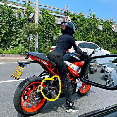 适用KTM RC390 DUKE390/250改装排气管防摔胶防摔棒 保护胶球配件