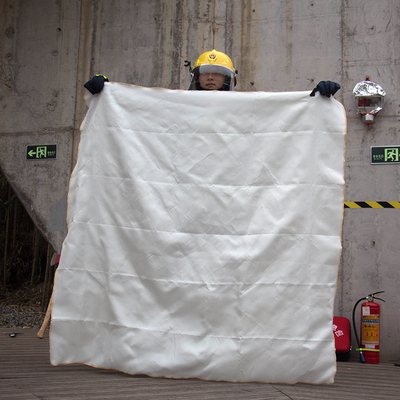 热销消防灭火毯厨房家用酒店出租房防火毯逃生毯扑火灭火毯消防认