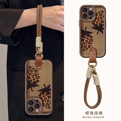 草莓天眼羊皮适用苹果15Promax手机壳iPhone16Pro14小米13华为mate60p70k50荣耀100nova12note11reno10s19y78