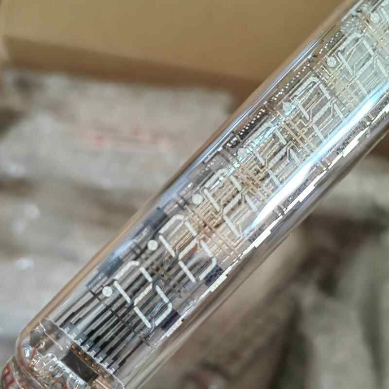 俄罗斯进口iv18辉光数码管iv27工业风复古朋克电子管荧光管时钟
