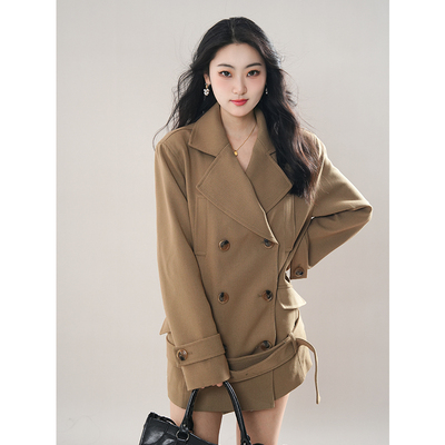 SUNONEONE 大翻领经典廓形短款风衣女秋季新款韩系设计感西装外套