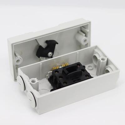 工业户外防水隔离开关UKF3P20A/35A/63A防雨防尘三相负荷开关380V
