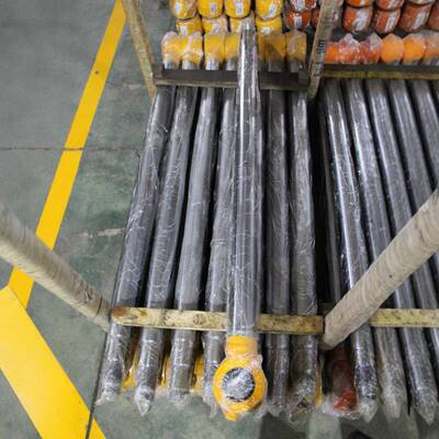 现代215-7挖机配件大臂油缸总成31E1-50212/31E1-50222