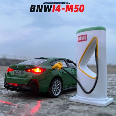 新品1:34 BMW I4 M50 Alloy New EnerEgy Car Model Diecasts Met