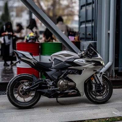 Rcrgp原创汽车开发竞赛550S凸起油箱盖固定风翼偏转板竞争性驼峰