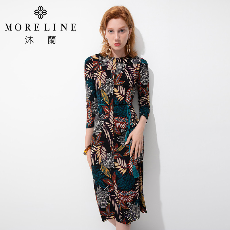 MORELINE沐兰设计感印花连衣裙冬装工笔艺术茶歇裙中长