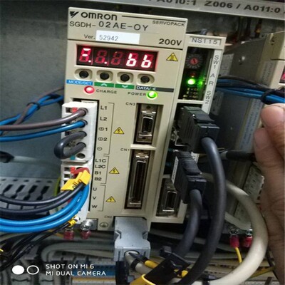 SGDV-2R8A01A002000驱动器SGDV-210D21ASGD7S-200A30B202 KSD1-64