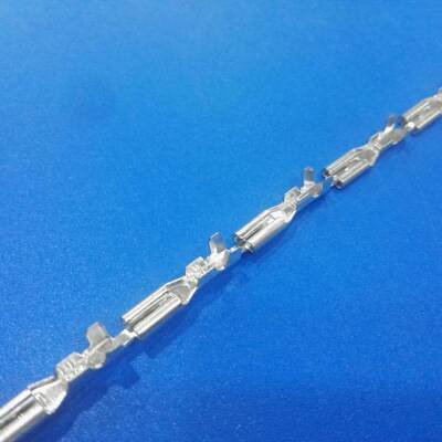 2.8直带插簧-0.8110竖连端子头尾连续连绕镀锡母端插片公端子