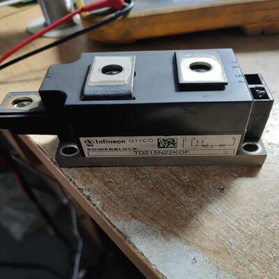 TD215N22KOF    用。~询价