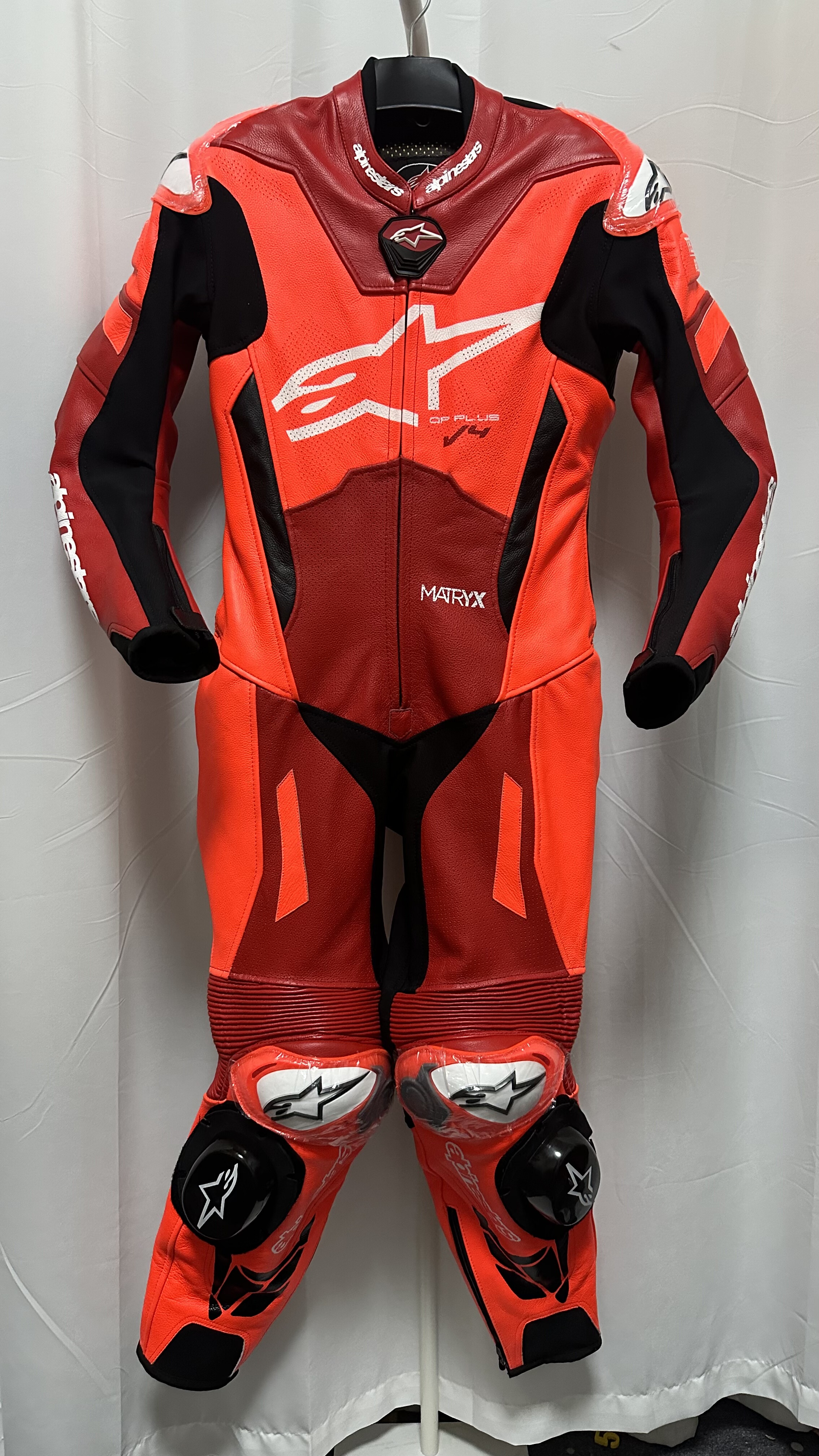 量身定制连体皮衣GP PLUS V4赛车服摩托车防摔机车服非a星骑行服