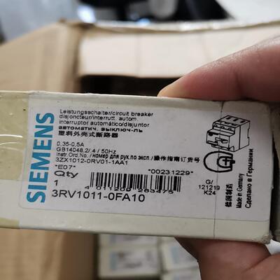议~3RV1011-0FA10，，有2个