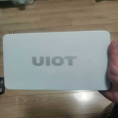 UIOT行业智能伺服器标准版，单机没有其他配件，成色9新。~议价