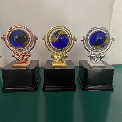 金属握手配地球仪奖杯金奖银奖铜奖对奖合金奖杯颁奖