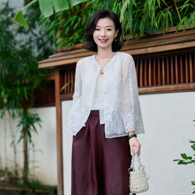 桑蚕丝欧根纱重工钉珠刺绣外套女
