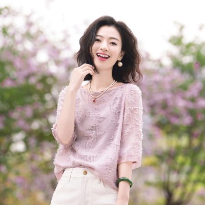 羽毛剪花一字领简约百搭中袖T恤